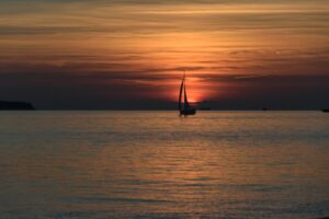 Night Sailing: Tips for Safe and Efficient Sailing After Dark